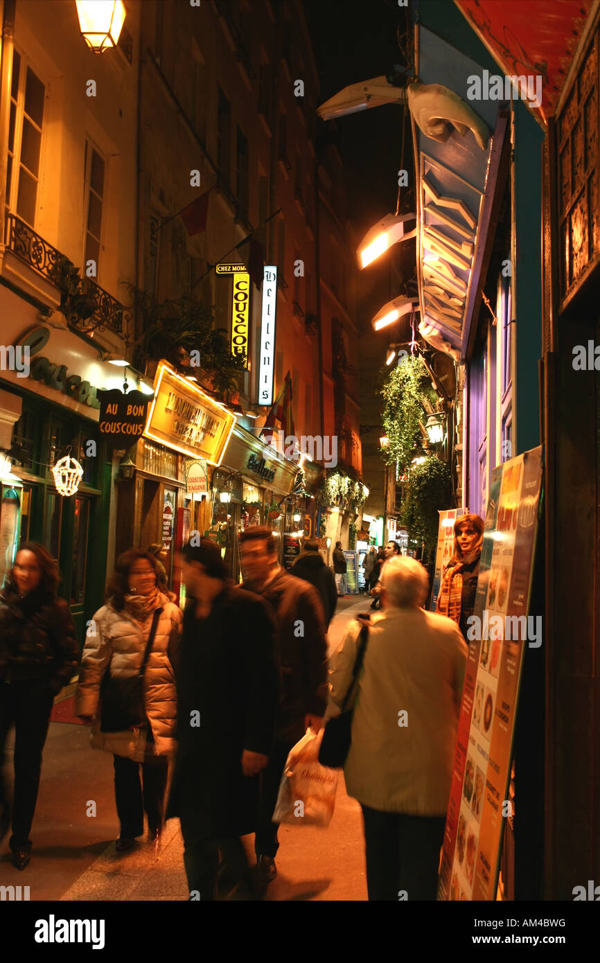 Paris nightlife latin quarter hi-res stock photography and images - Alamy