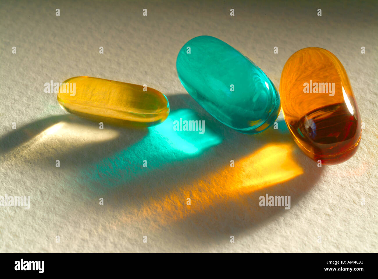 Drugs tablets capsule capsules hi-res stock photography and images - Alamy