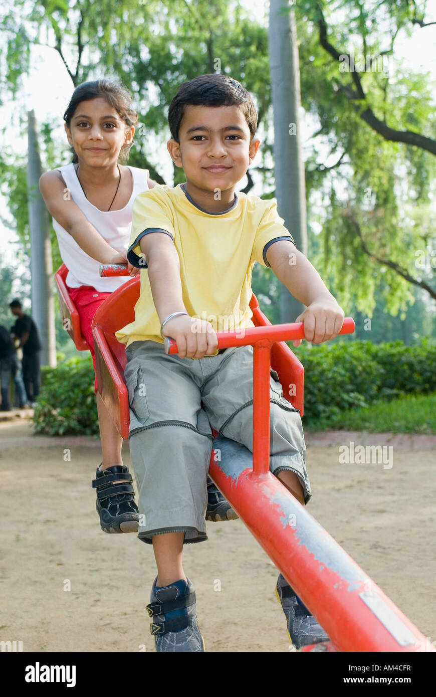 Asian boy girl sit hi-res stock photography and images - Alamy