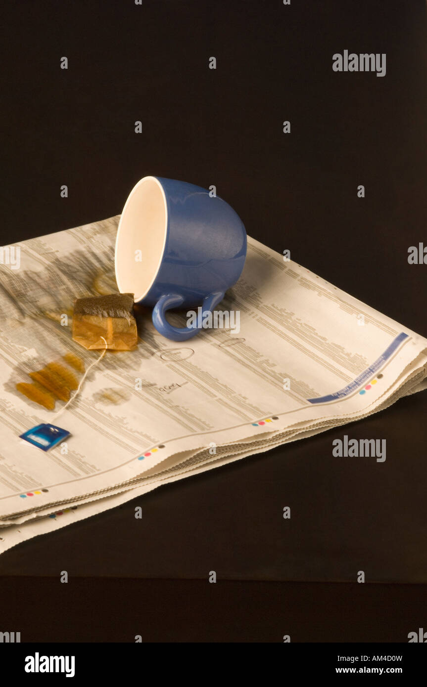 Spilt tea hi-res stock photography and images - Alamy