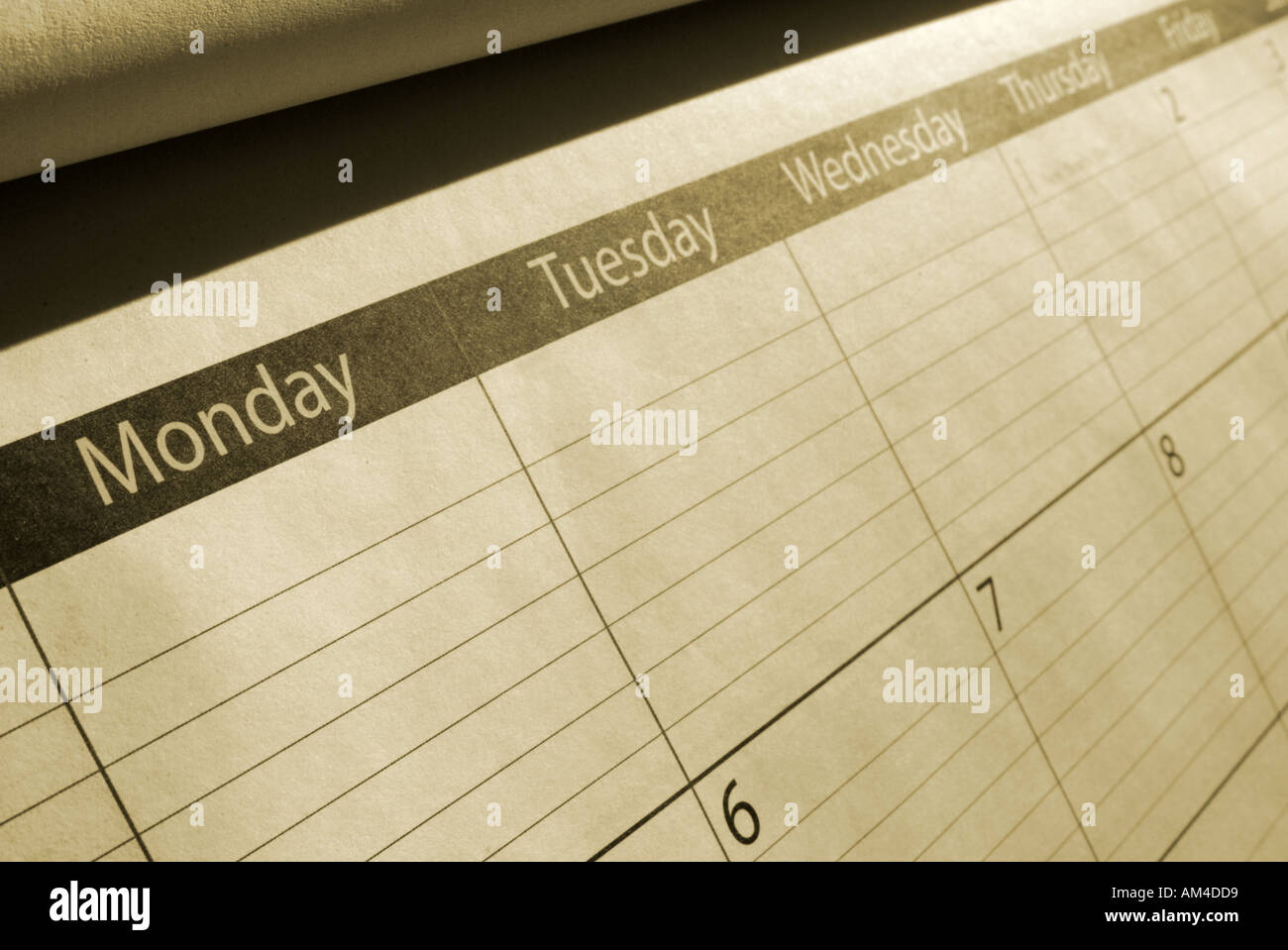 blank desktop calendar showing days of the week Stock Photo - Alamy