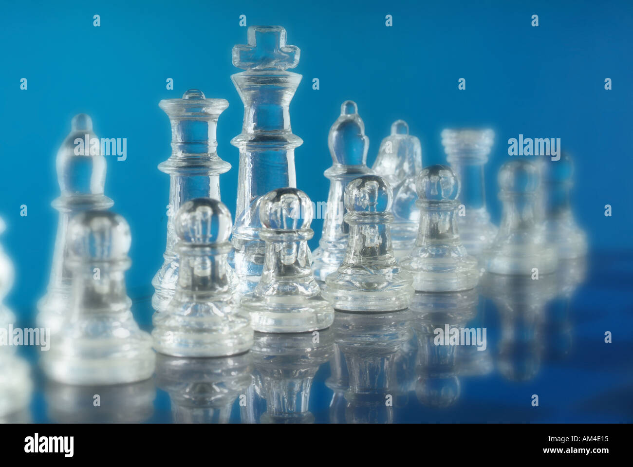 Glass chess piece hi-res stock photography and images - Alamy