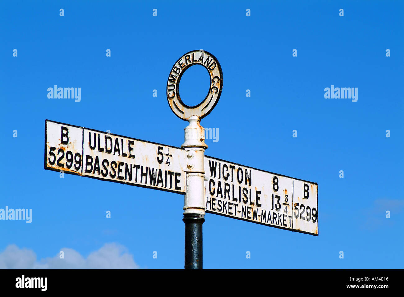 Cumberland road sign hi-res stock photography and images - Alamy
