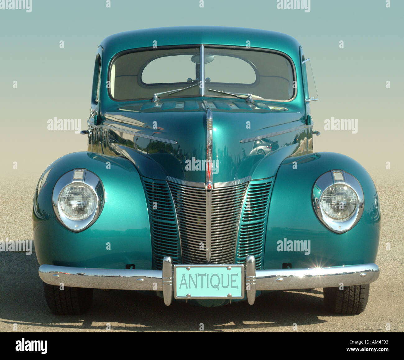 Classic sports car blue hi-res stock photography and images - Alamy
