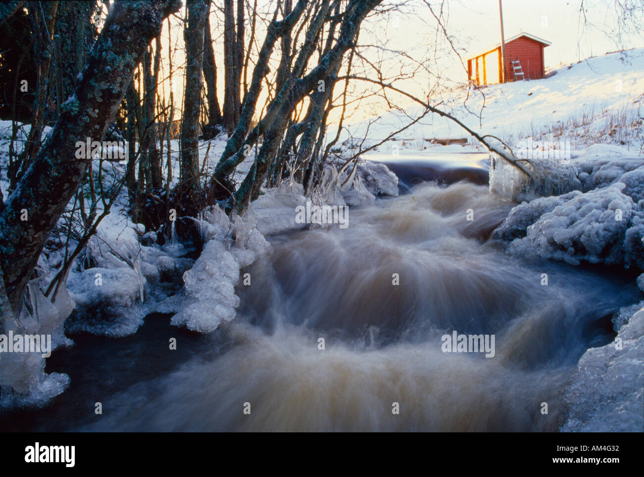 Winter and seasons hi-res stock photography and images - Alamy