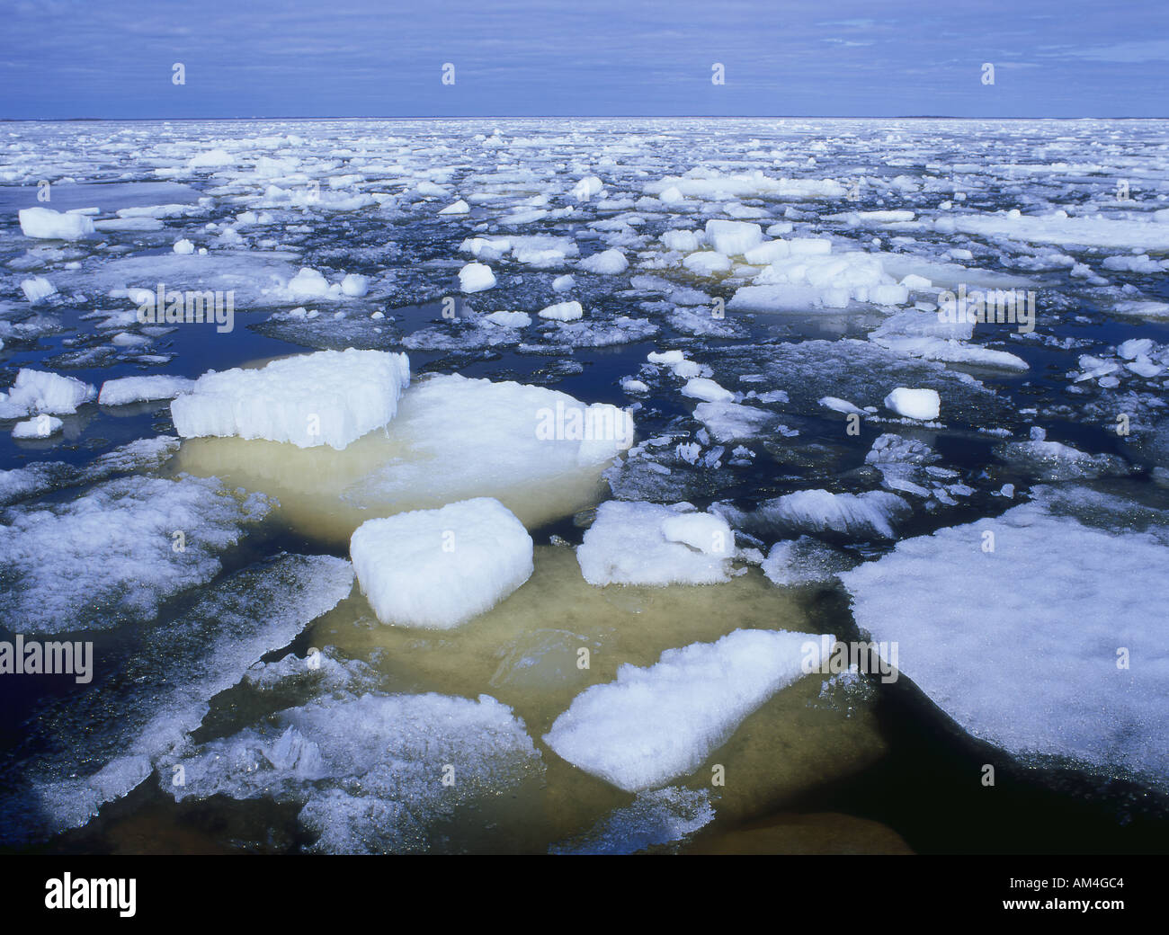 The frozen gulf of bothnia hi-res stock photography and images - Alamy