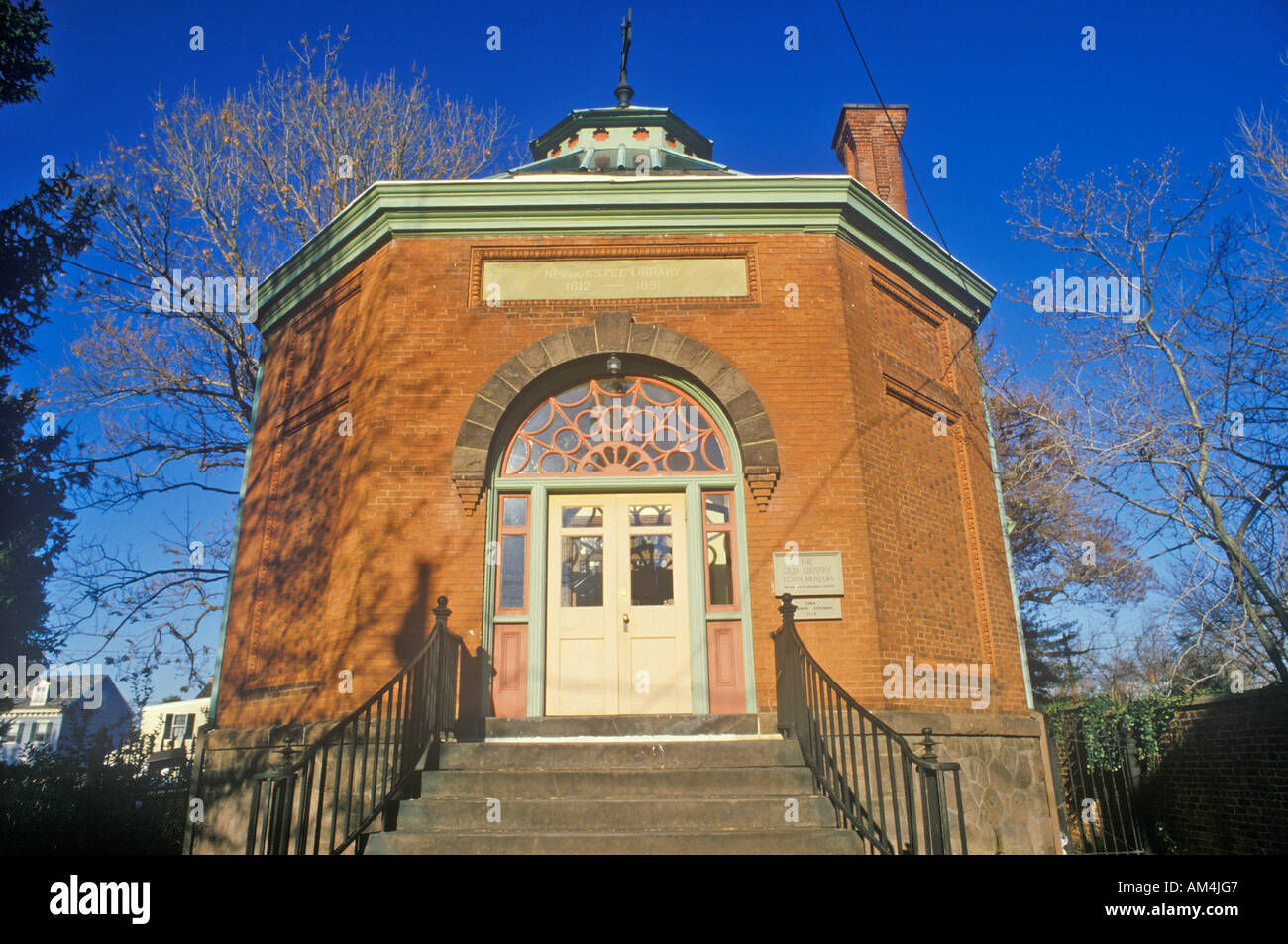 Historical town of new castle delaware hi-res stock photography and ...