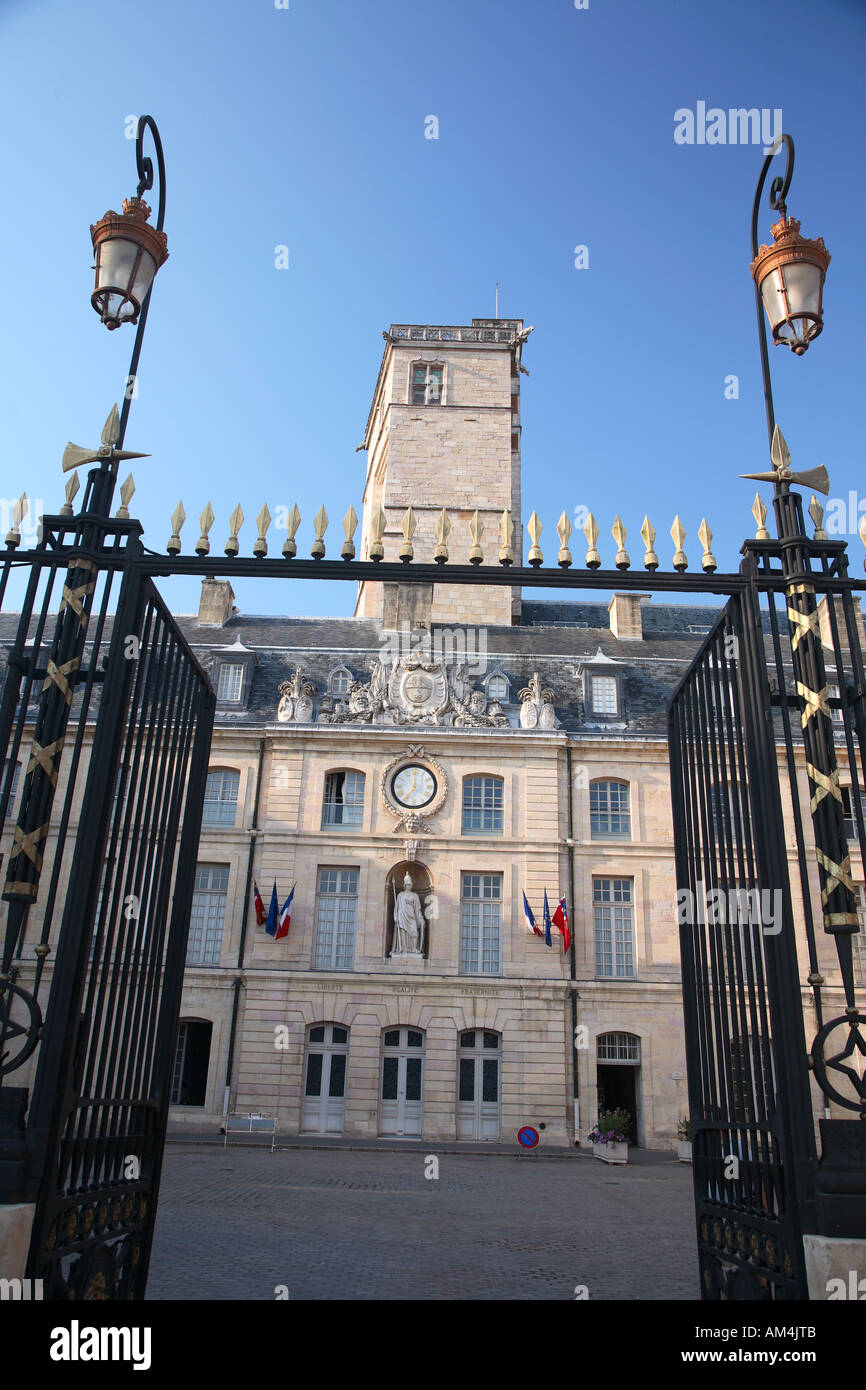 Palais des ducs et des etats de bourgogne hi-res stock photography and ...
