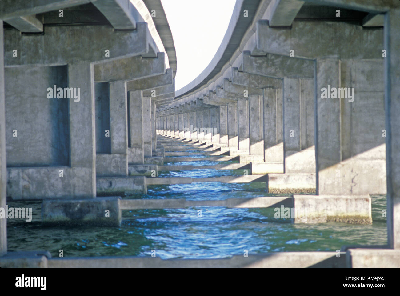 Tampa Sunshine Skyway Bridge world s longest cable stayed concrete ...