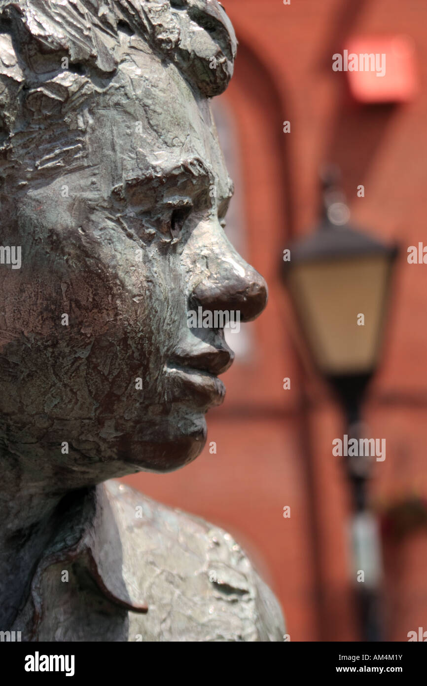 A close up of the Dylan Thomas statue in Dylan Thomas Square, Swansea ...