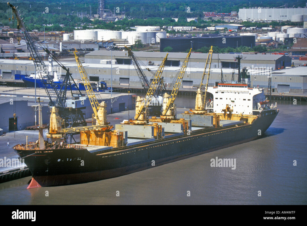 Shipping savannah ship transport hi-res stock photography and images ...