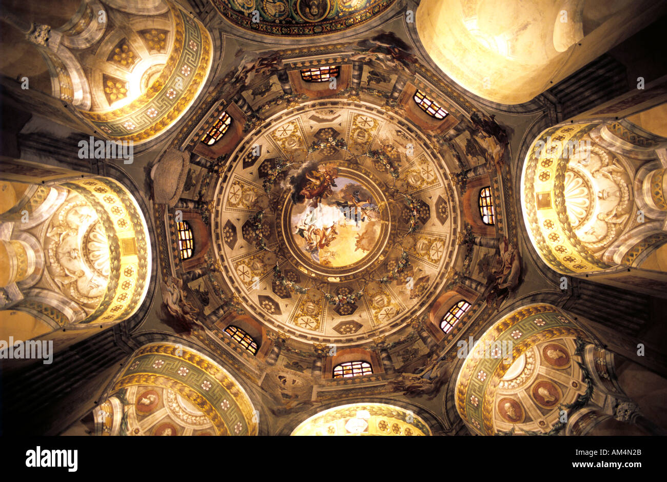 Elaborate ceiling at the duomo hi-res stock photography and images - Alamy