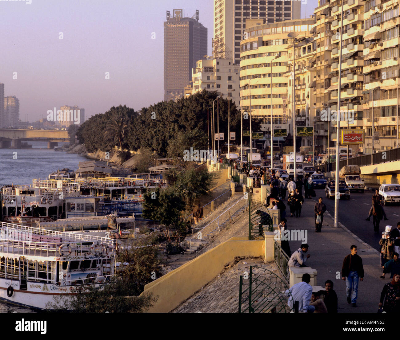 Nile corniche cairo hi-res stock photography and images - Alamy