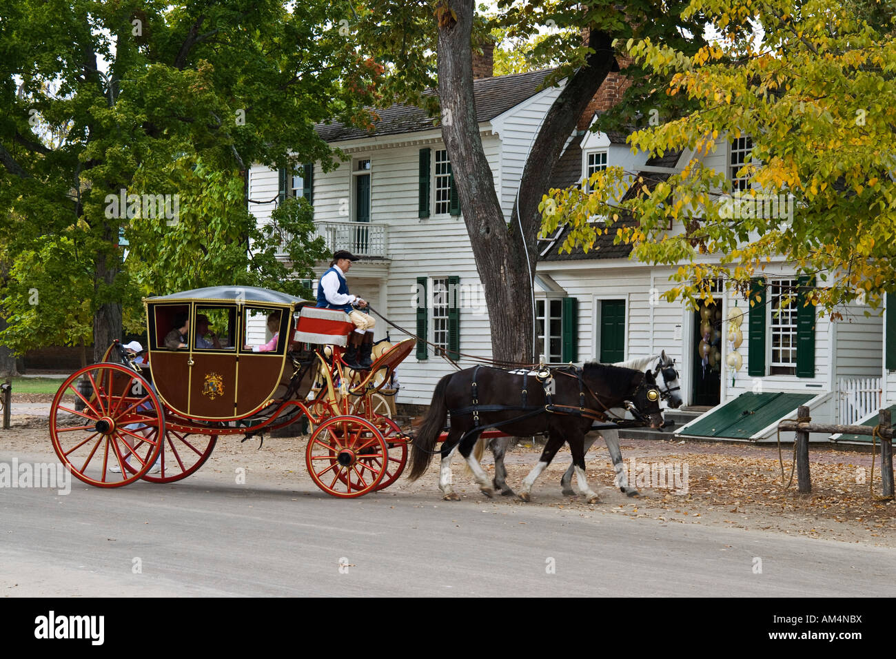 Royal carriage hi-res stock photography and images - Alamy