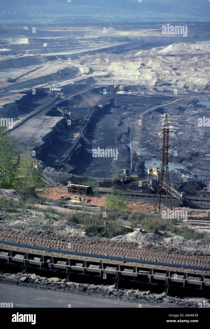 Open cast coal mining hi-res stock photography and images - Alamy