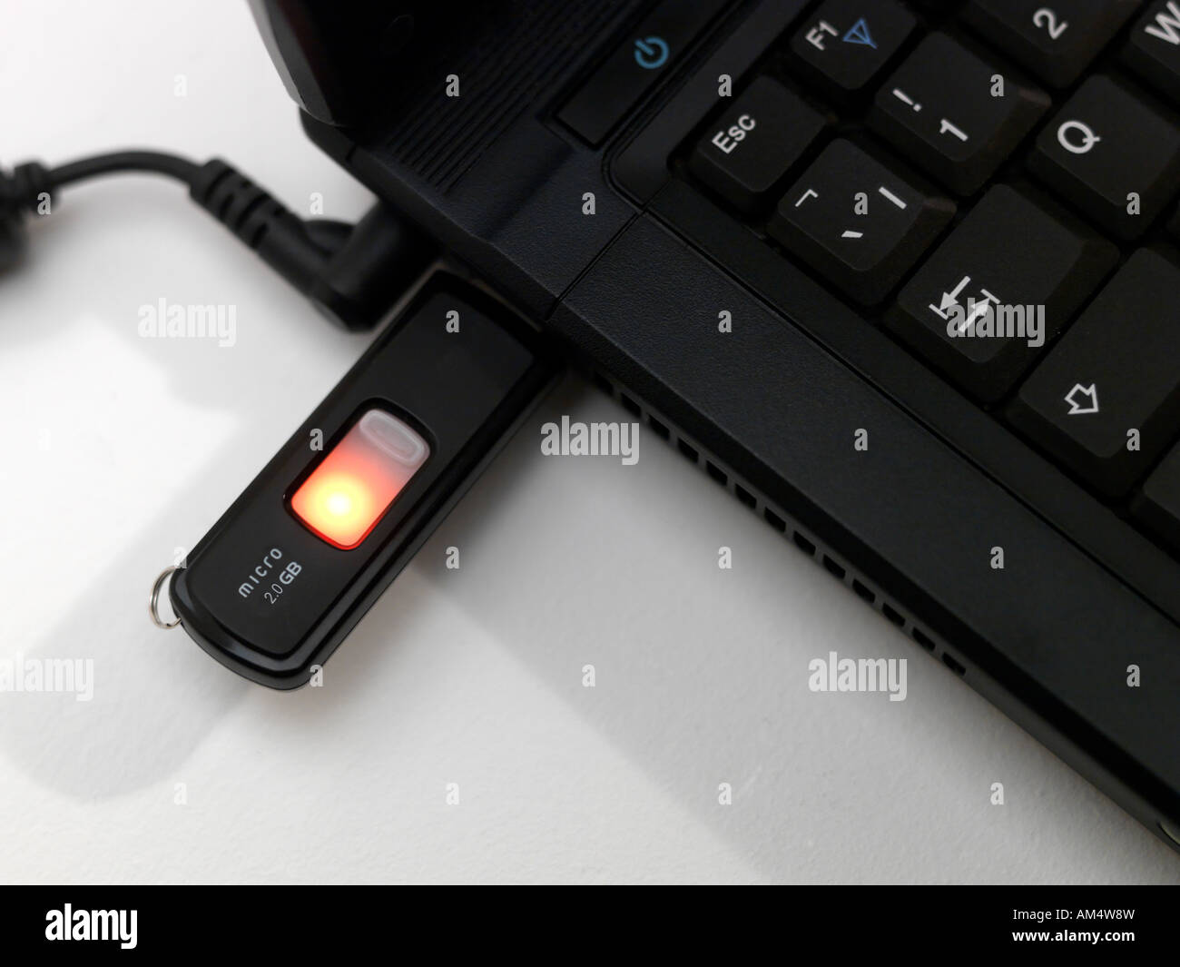 2GB Pen Drive In Use with Laptop Stock Photo - Alamy