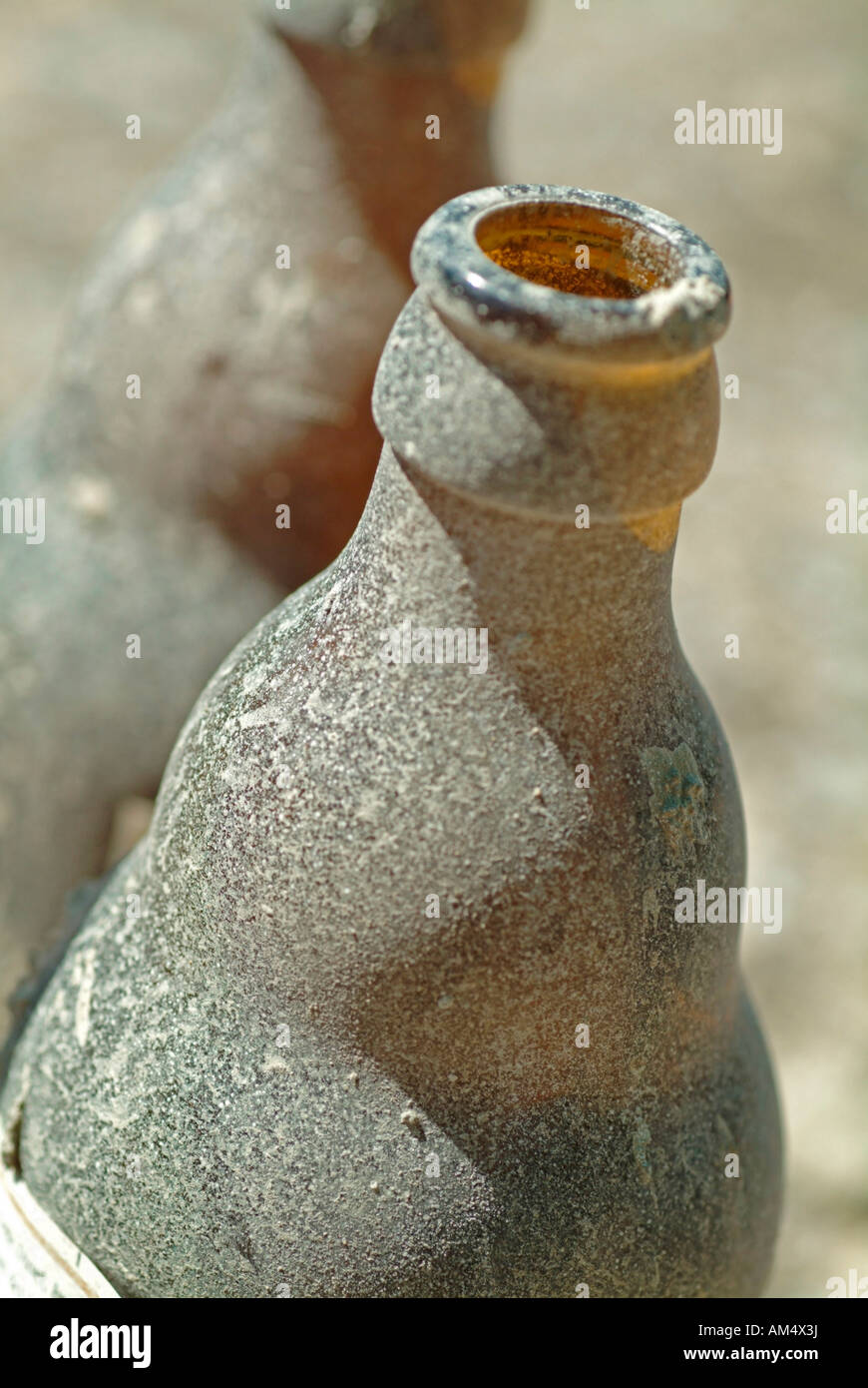 Dusty bottle of beer hi-res stock photography and images - Alamy