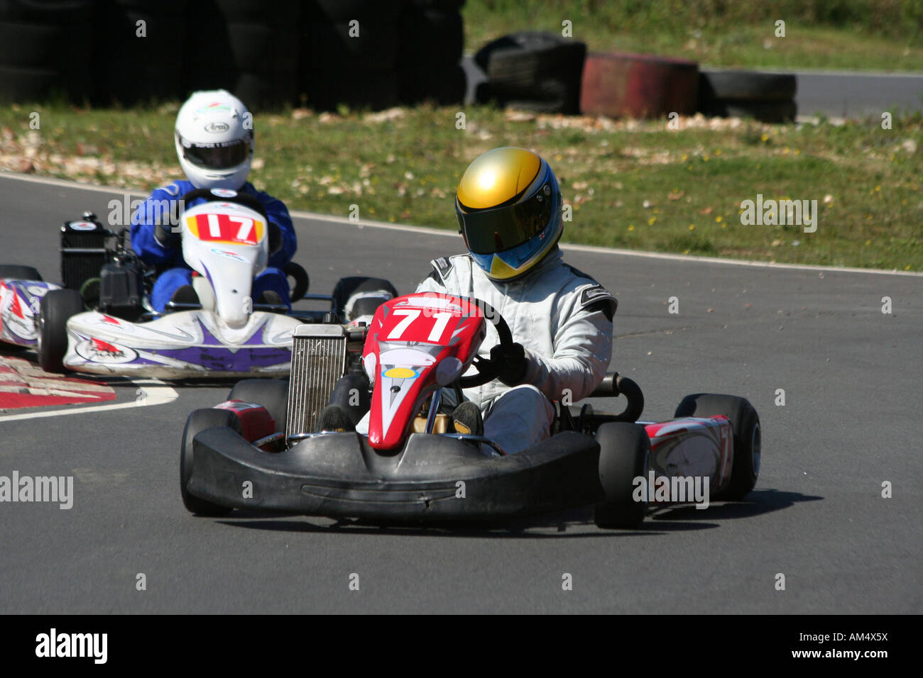 Lap around racing track hi-res stock photography and images - Alamy