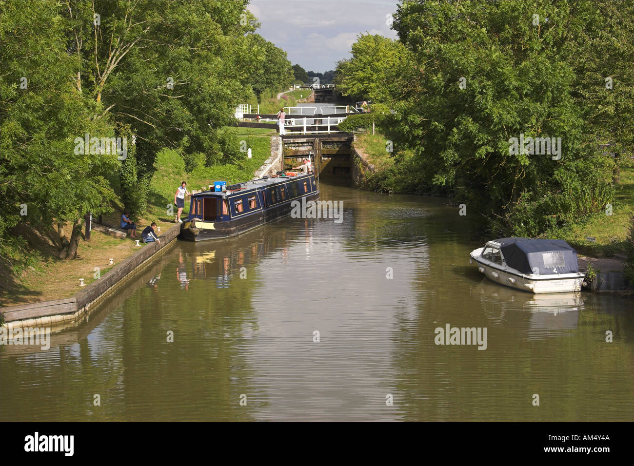 Journey kennet and avon canal hi-res stock photography and images - Alamy