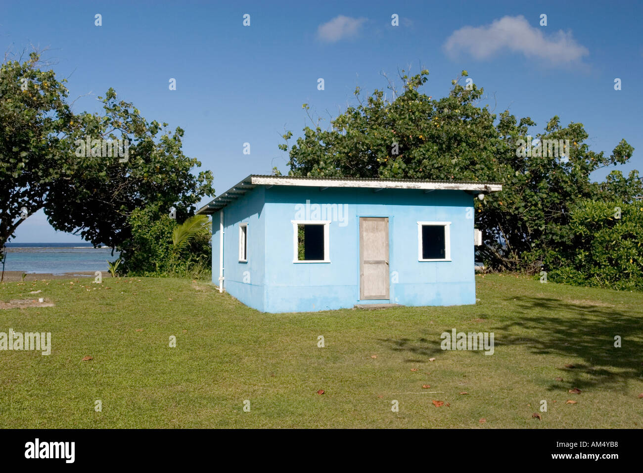 A typical Pacific Island hut Stock Photo - Alamy