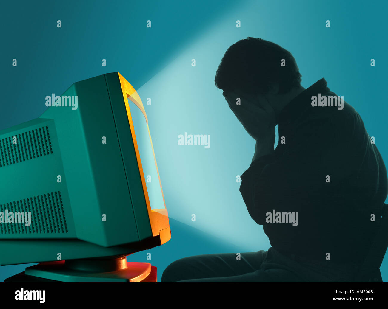E mail and angry hi-res stock photography and images - Alamy