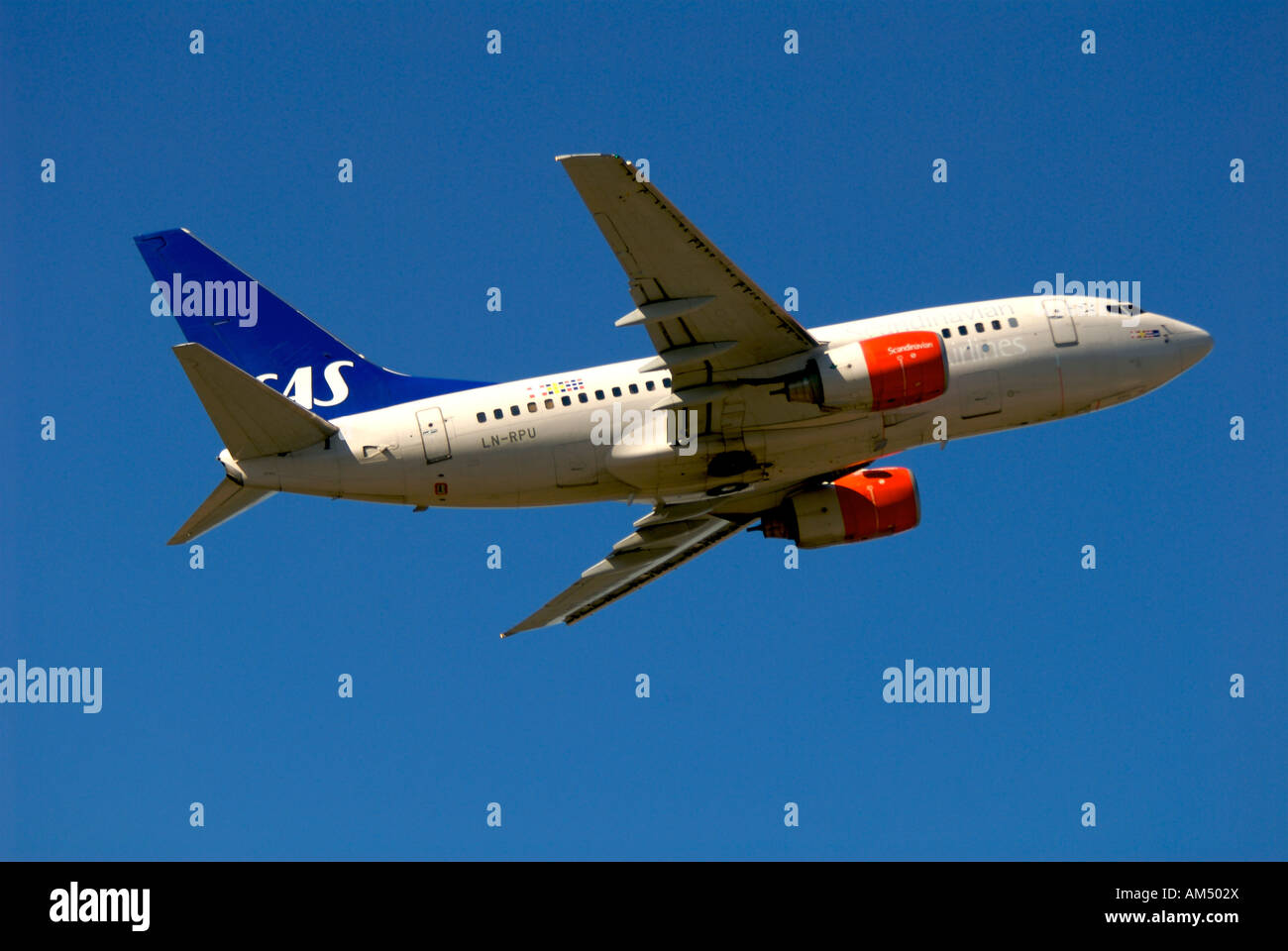 Flygplan hi-res stock photography and images - Alamy