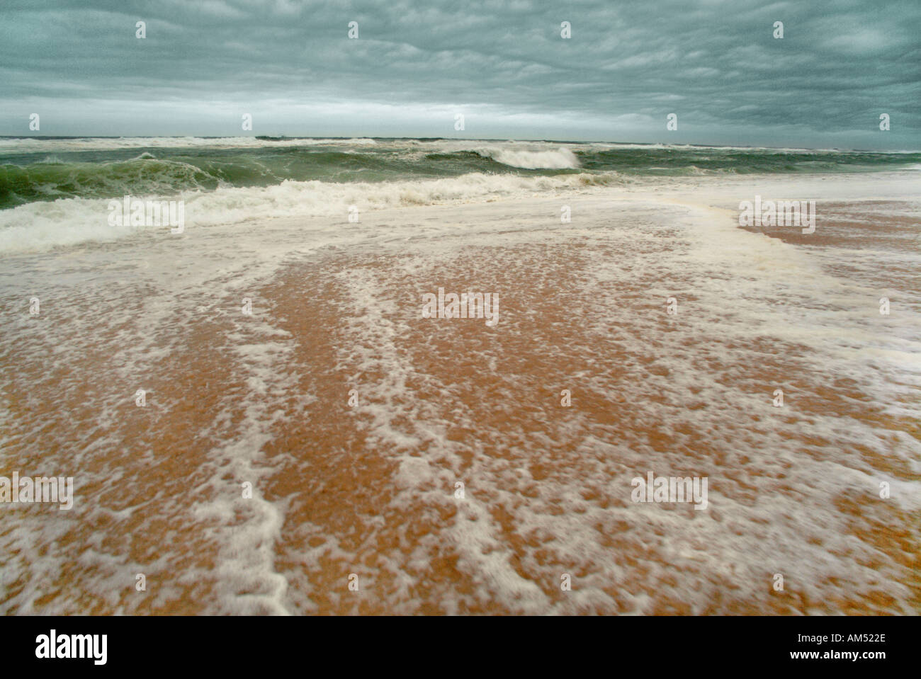 Hurricane waves hi-res stock photography and images - Alamy