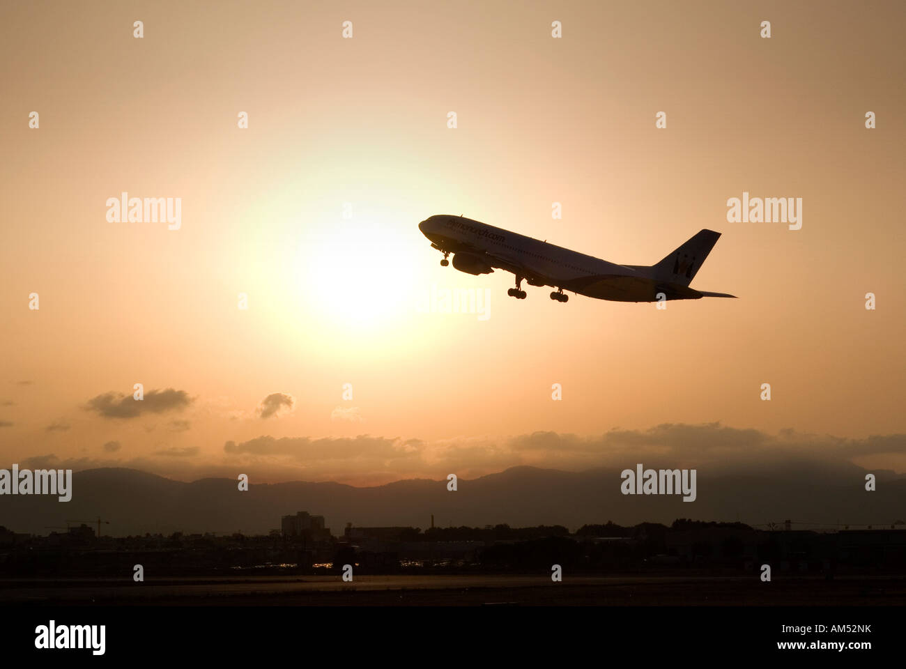 Airbus a300 jet engine hi-res stock photography and images - Alamy