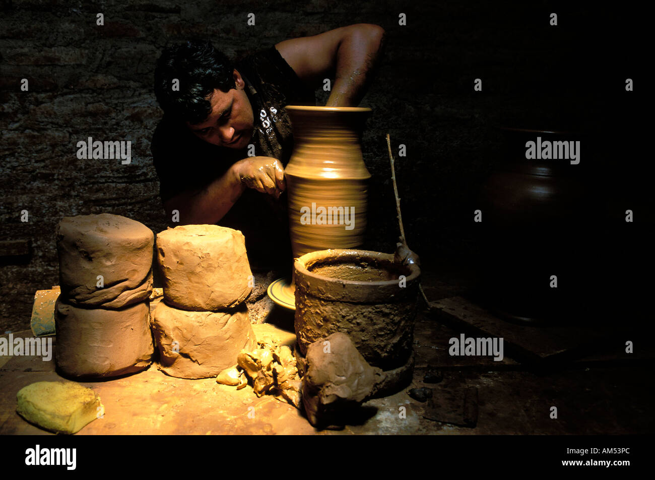 Ancient pottery wheel hi-res stock photography and images - Alamy