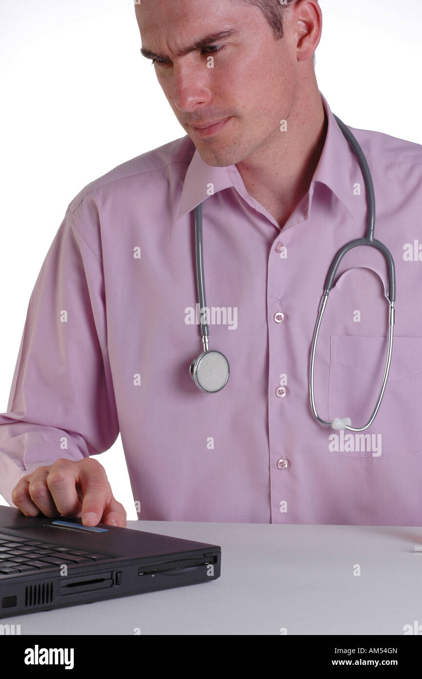 Nhs staff computer hi-res stock photography and images - Alamy