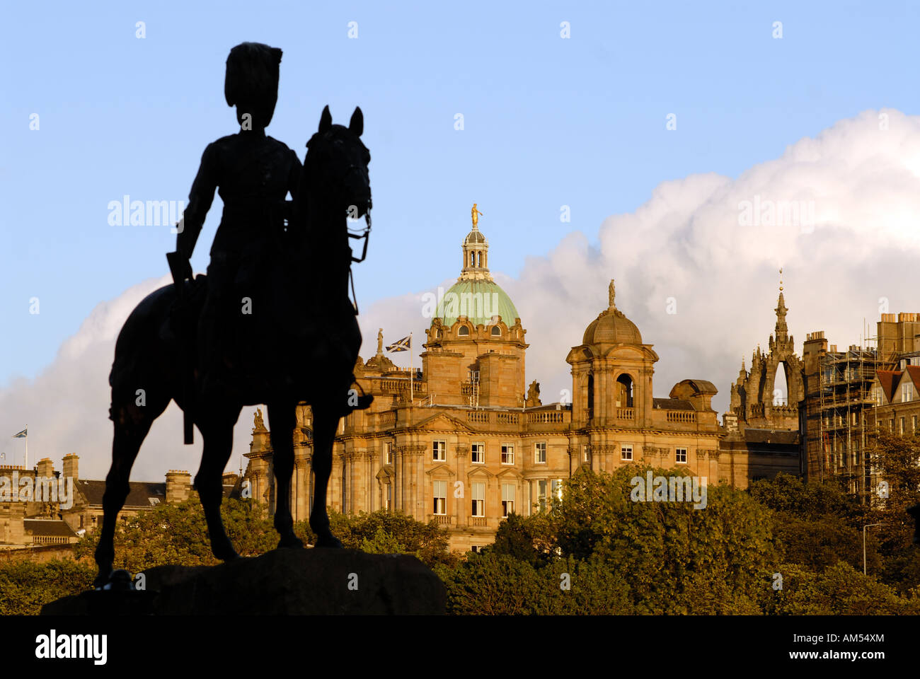 Royal scots greys statue hi-res stock photography and images - Alamy