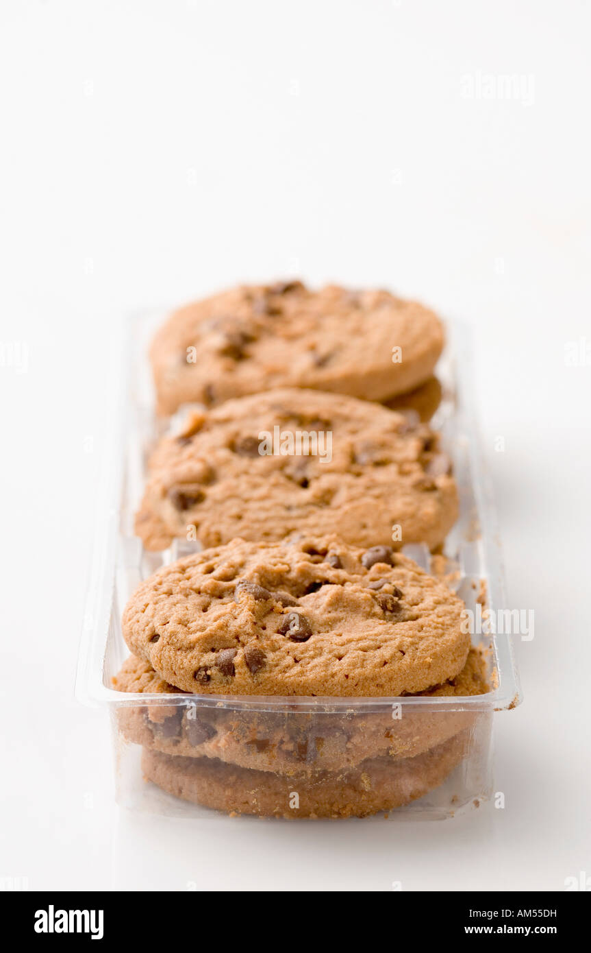 Chocolate biscuits in plastic hi-res stock photography and images - Alamy
