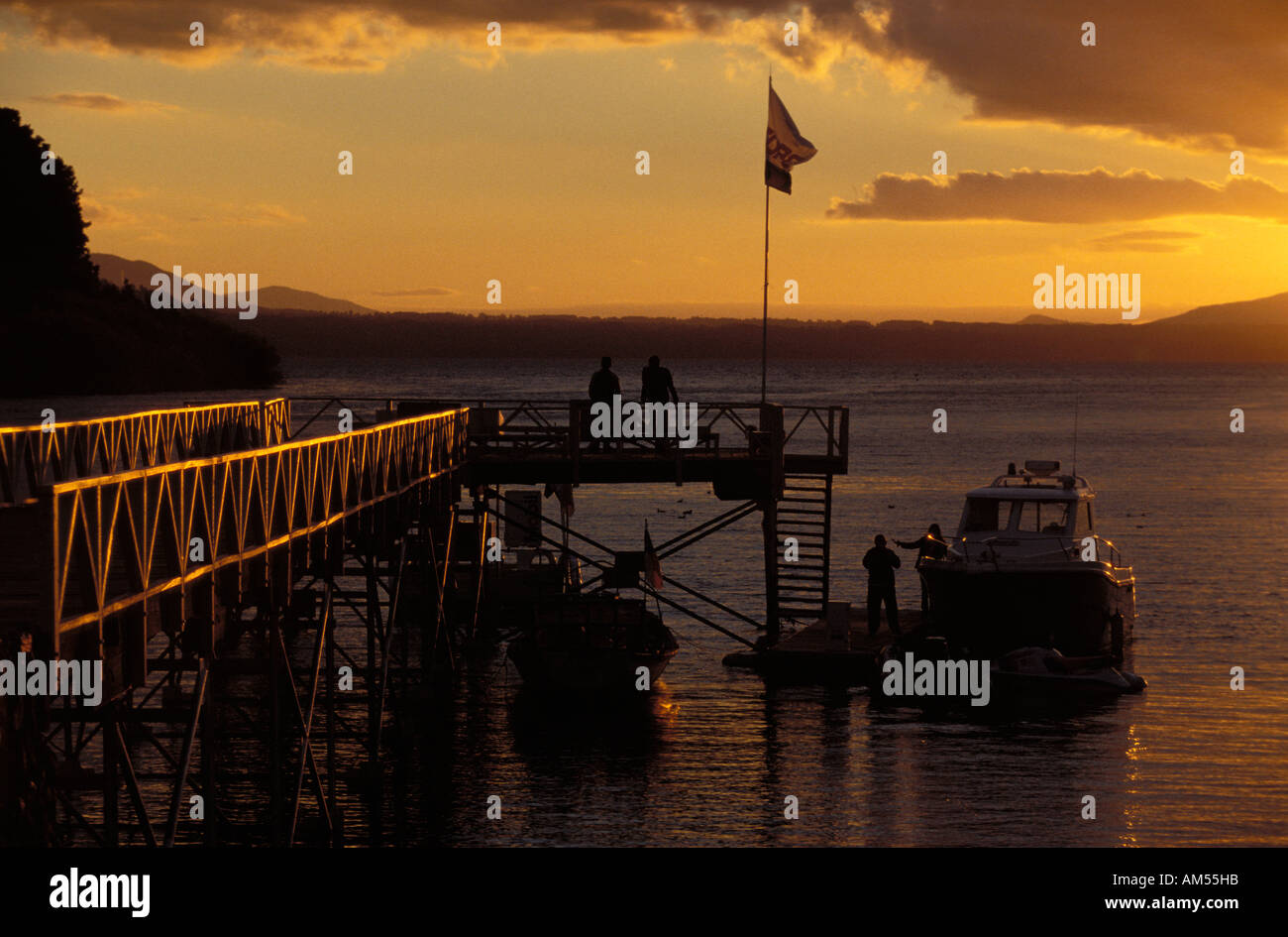 Chilelakedist hi-res stock photography and images - Alamy