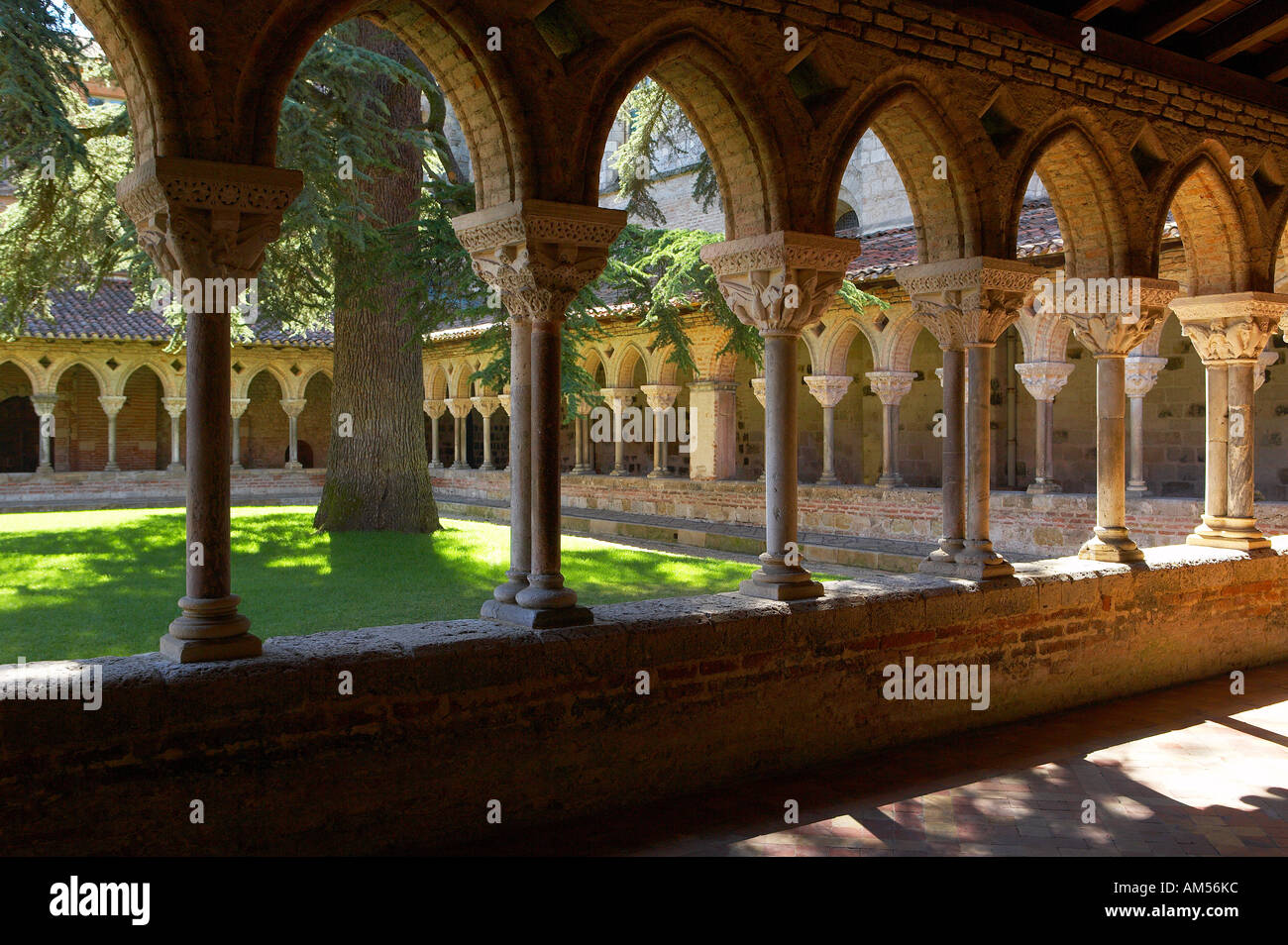 Early Romanesque Architecture High Resolution Stock Photography and ...
