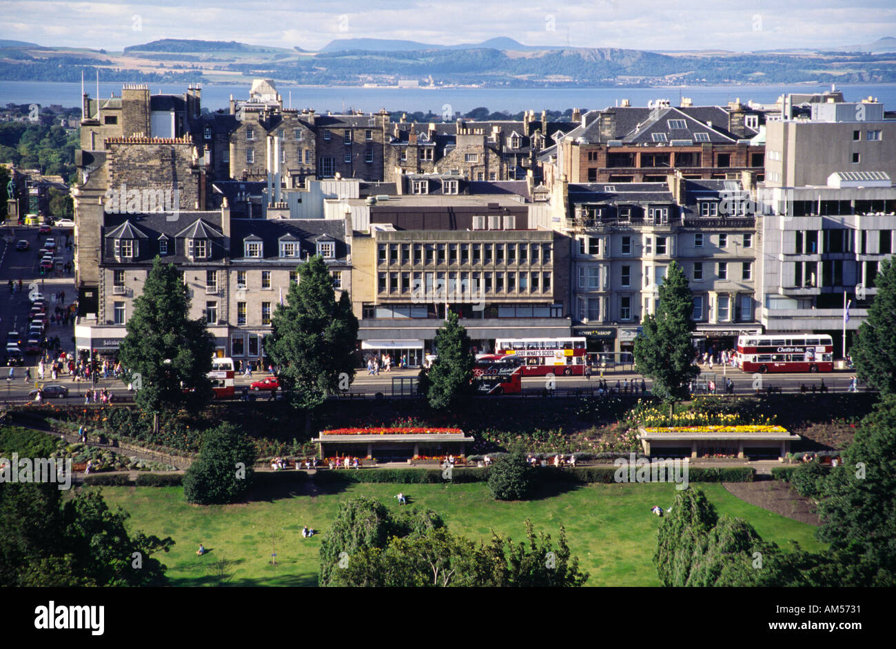 Street new town hi-res stock photography and images - Alamy