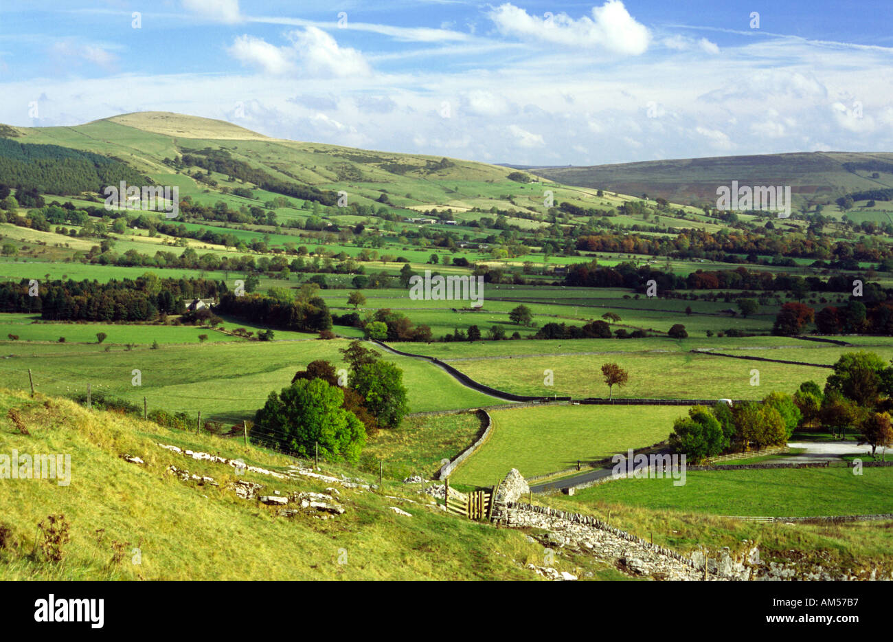 The Hope Valley in the Peak District National Park Derbyshire England ...