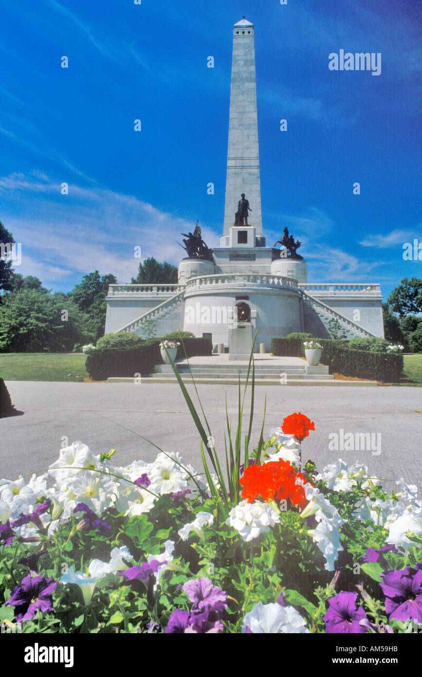 Lincoln statues springfield, illinois hi-res stock photography and ...
