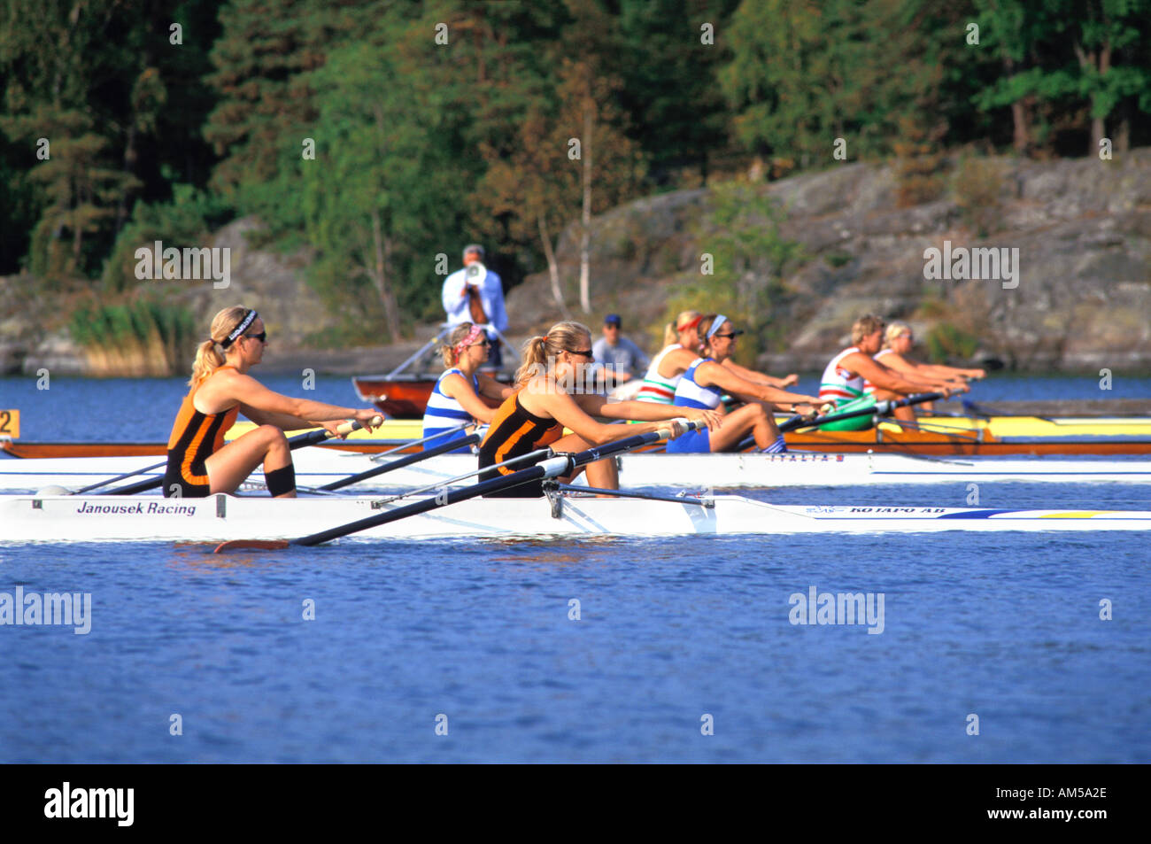 TEAMWORK COOPERATION ROWING COMPETITION FARSTA STRAND Stock Photo - Alamy