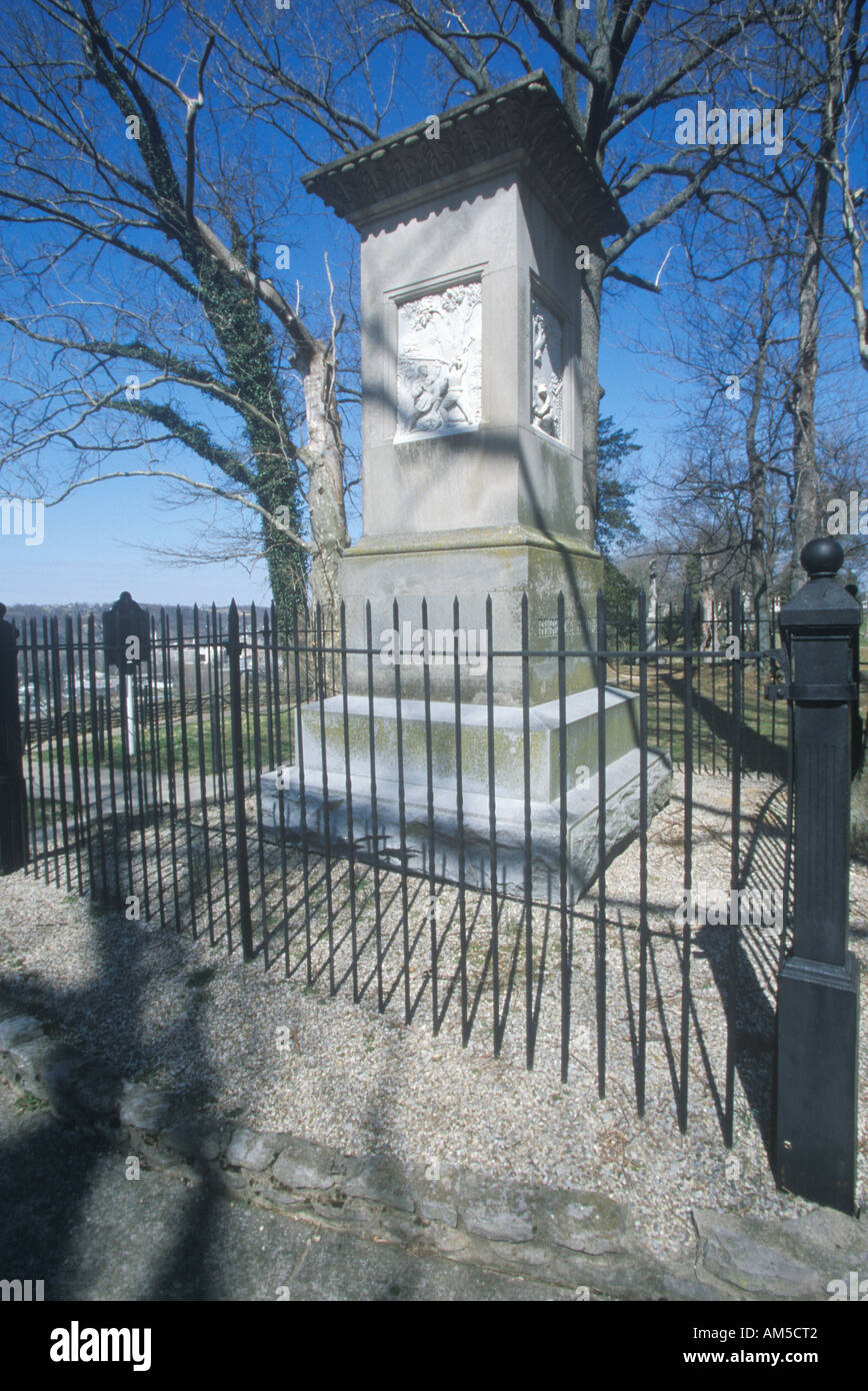 Grave site of Daniel Boone Frankfort KY Stock Photo - Alamy