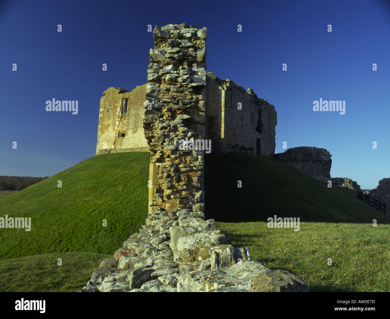 Duffus castle hi-res stock photography and images - Alamy
