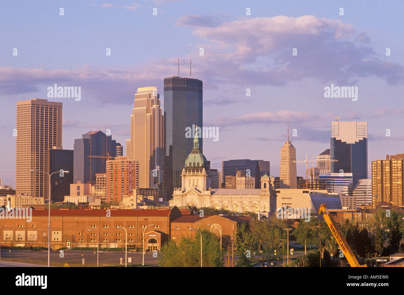 Minneapolis MN skyline Stock Photo - Alamy