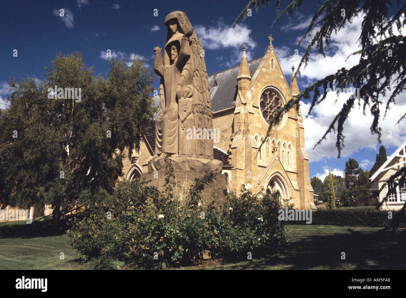 Tasmanian statue hi-res stock photography and images - Alamy