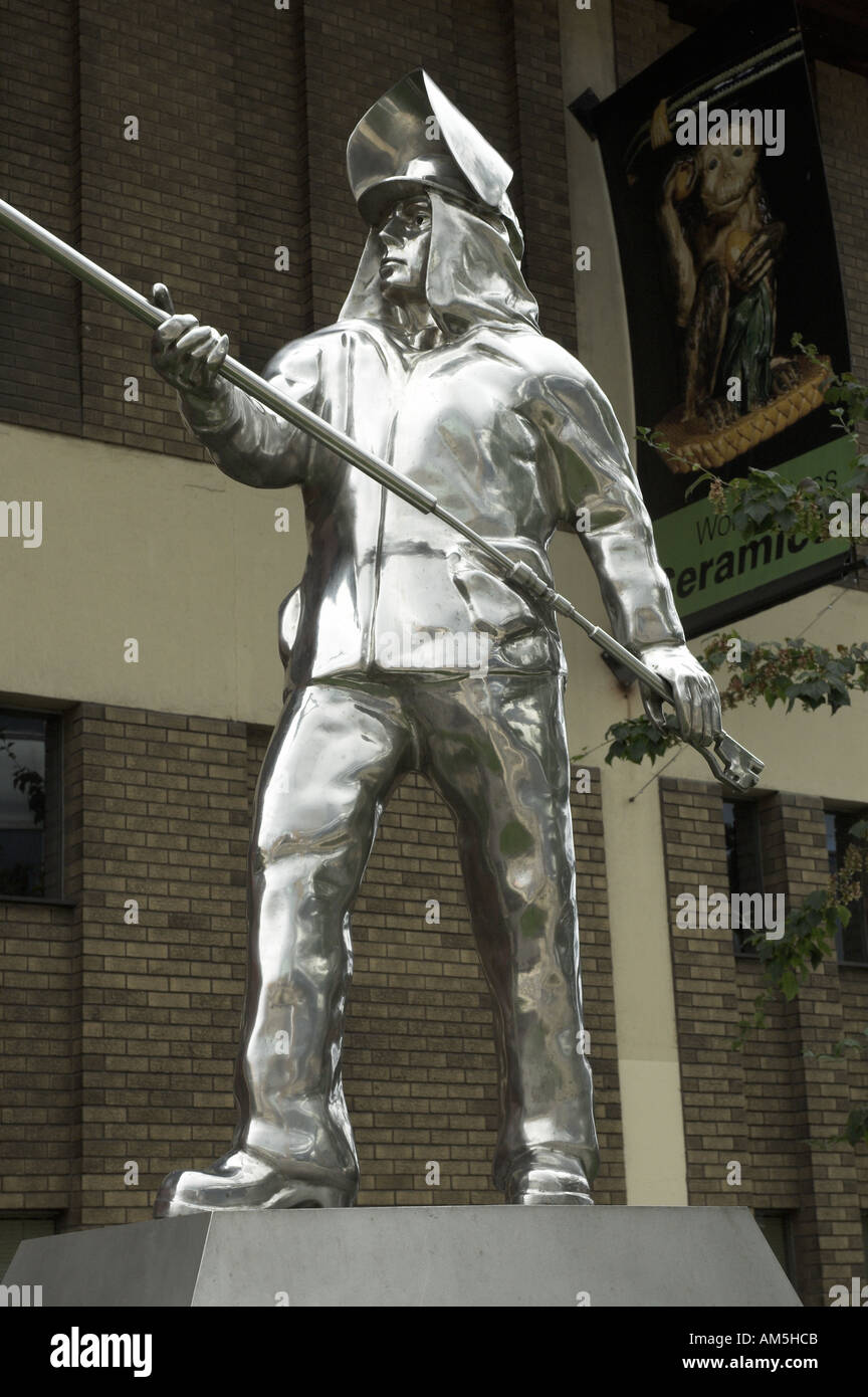 Steel Man Sculpture Stoke The Potteries Museum and Art Gallery Hanley ...