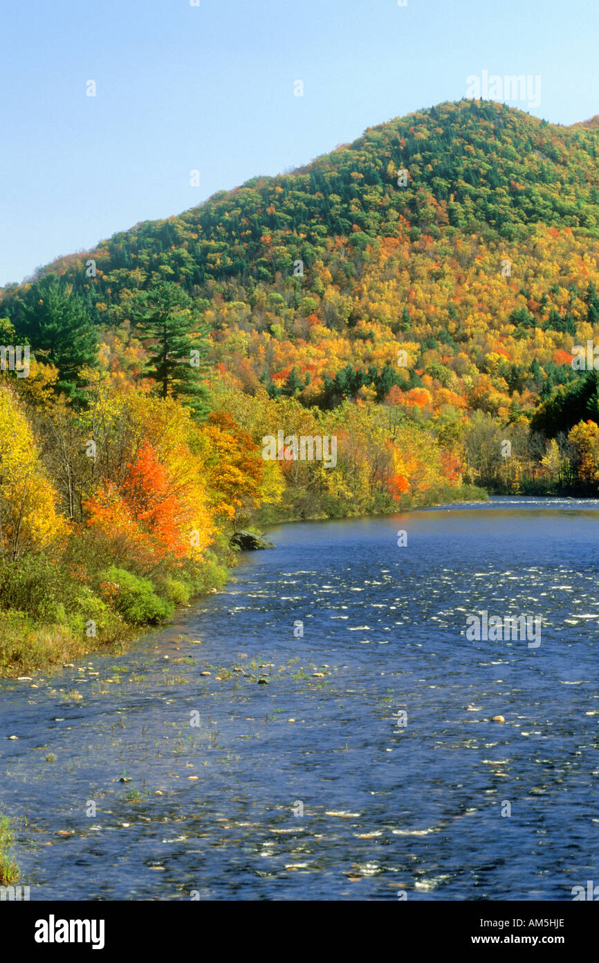 Scenic Route on Kancamagus Highway on the Swift River and the White ...