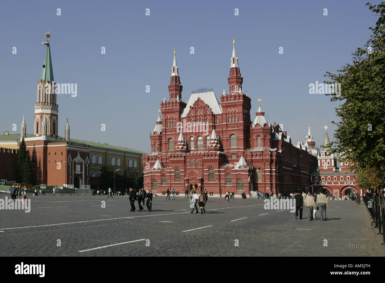 The state historical museum in red square in moscow hi-res stock ...