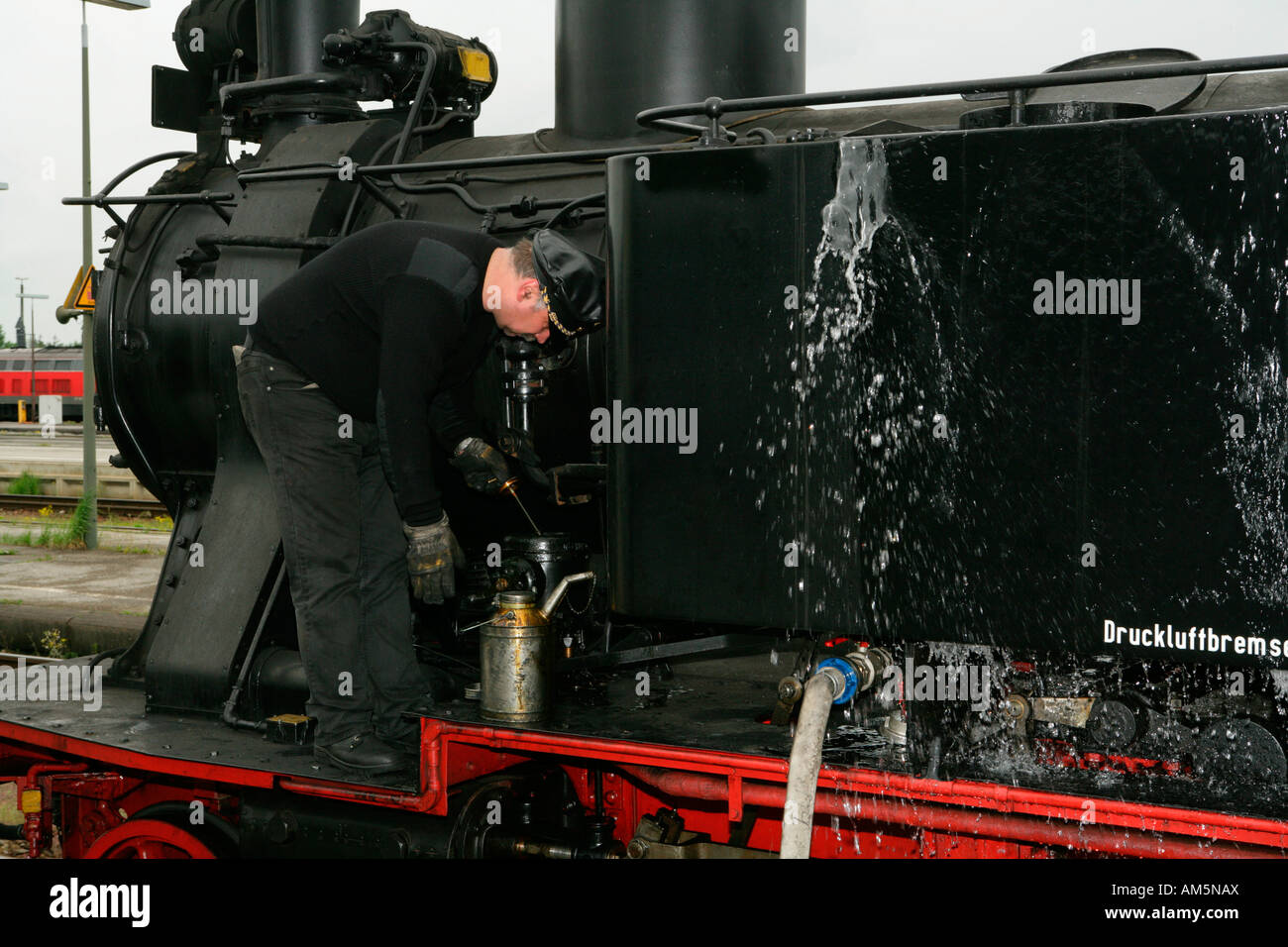 People train oil hi-res stock photography and images - Alamy