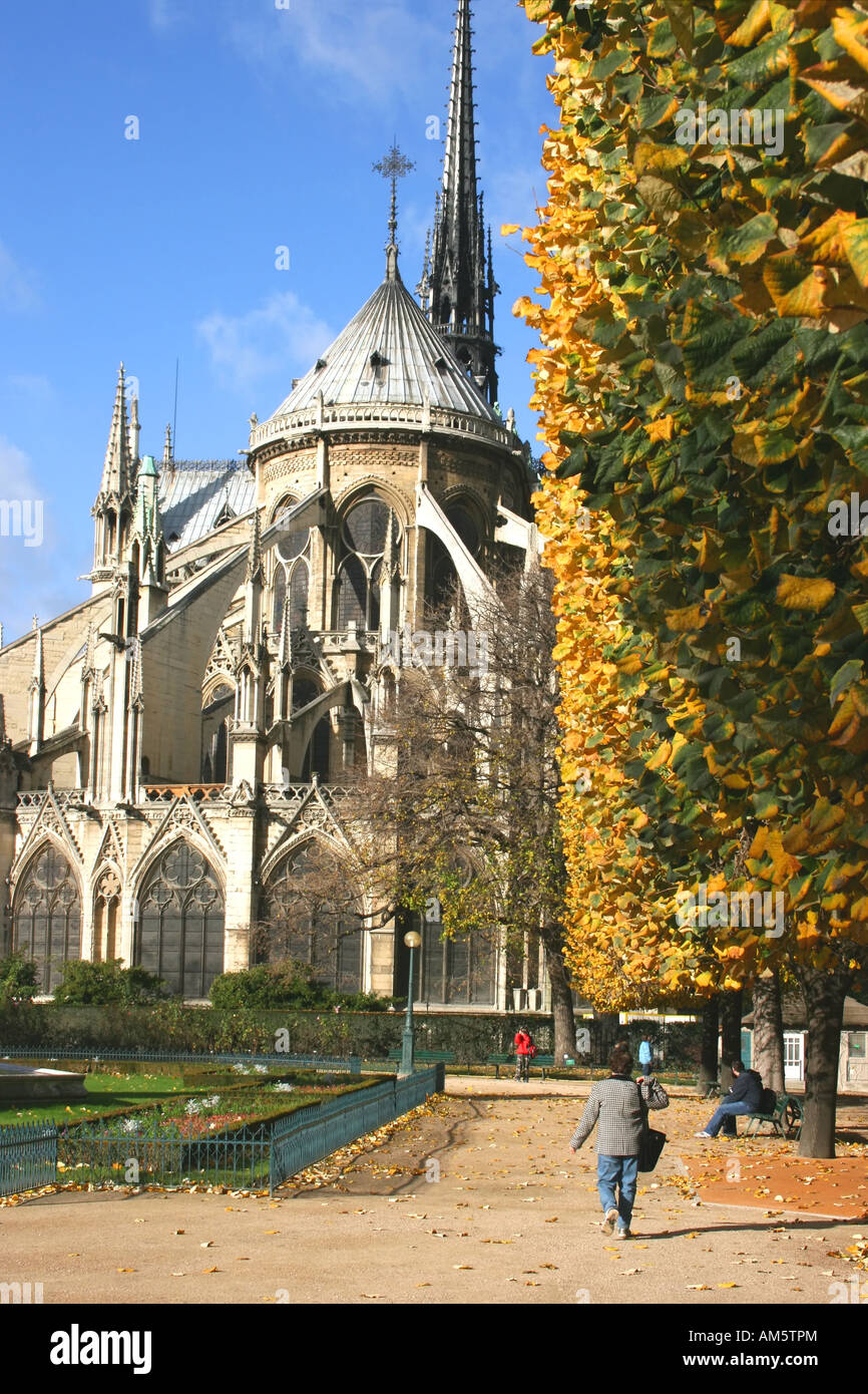"Notre Dame" cathedral and the gardens of Le Square Jean XXIII, Ile de ...