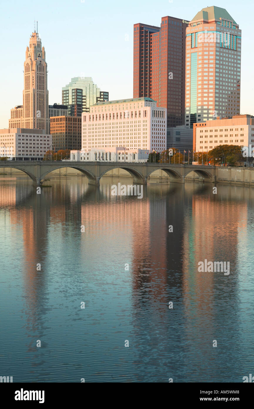 Scioto River and Columbus Ohio skyline in autumn with sunset reflection ...