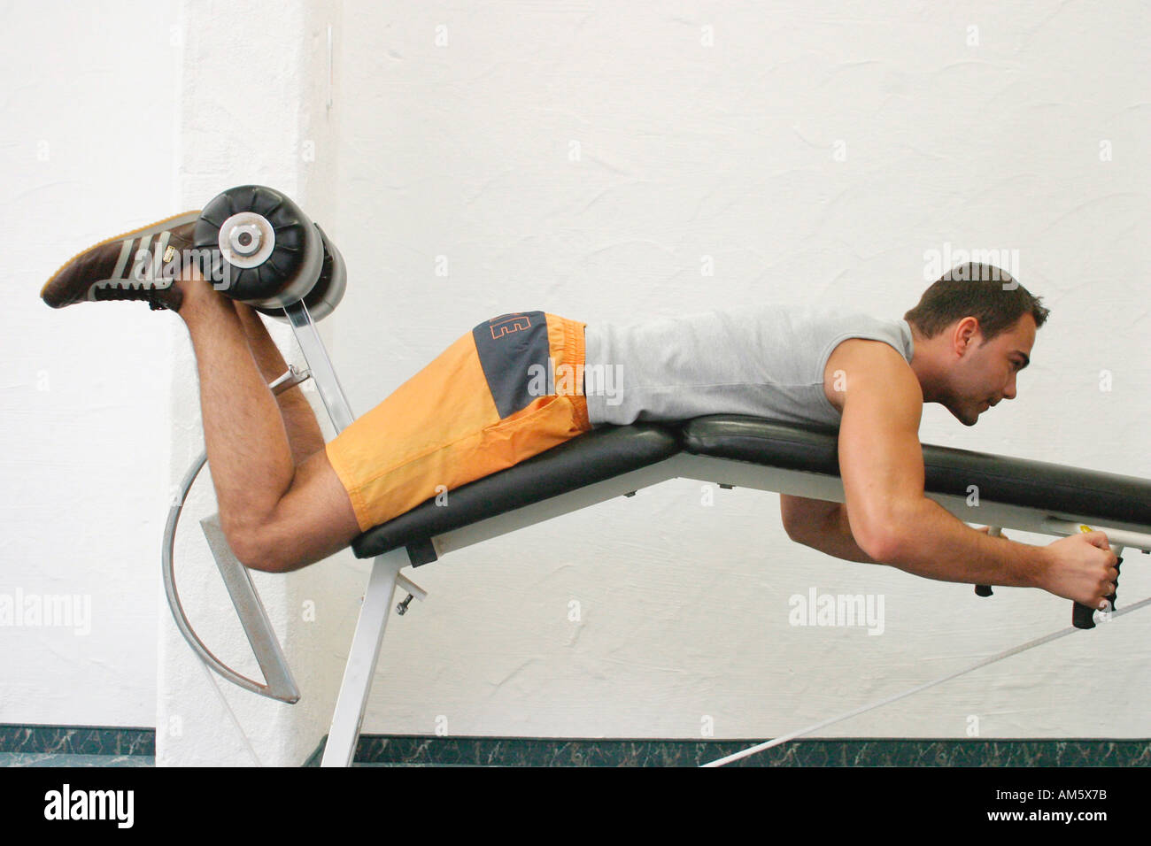 Bizeps hi-res stock photography and images - Alamy