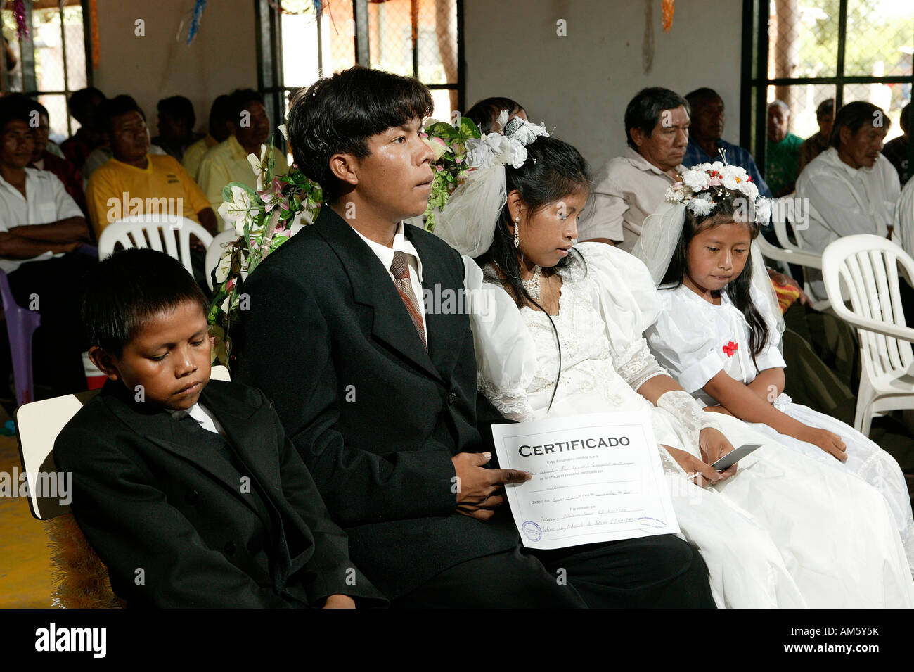 Bridal couple with flower children, Indian wedding, Loma Plata, Chaco ...